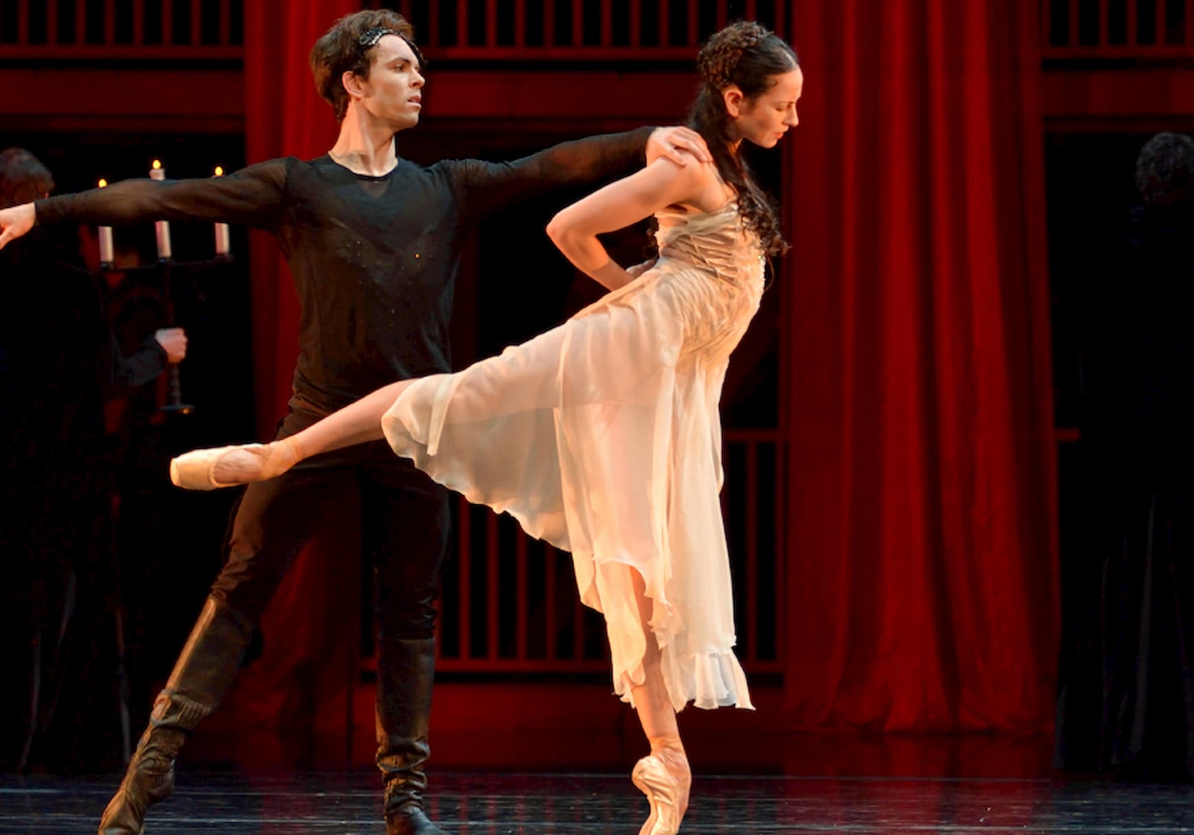 HET SEIZOEN 2024-2025 VAN OPERA BALLET VLAANDEREN | Basia con fuoco